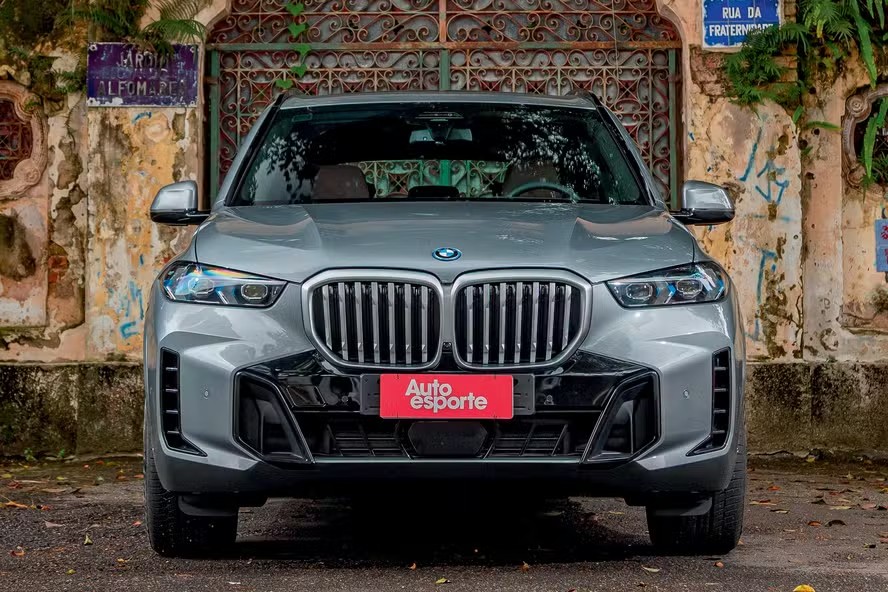 Teste: novo BMW X5, 1° híbrido plug-in nacional, anda muito e faz 21 km ...