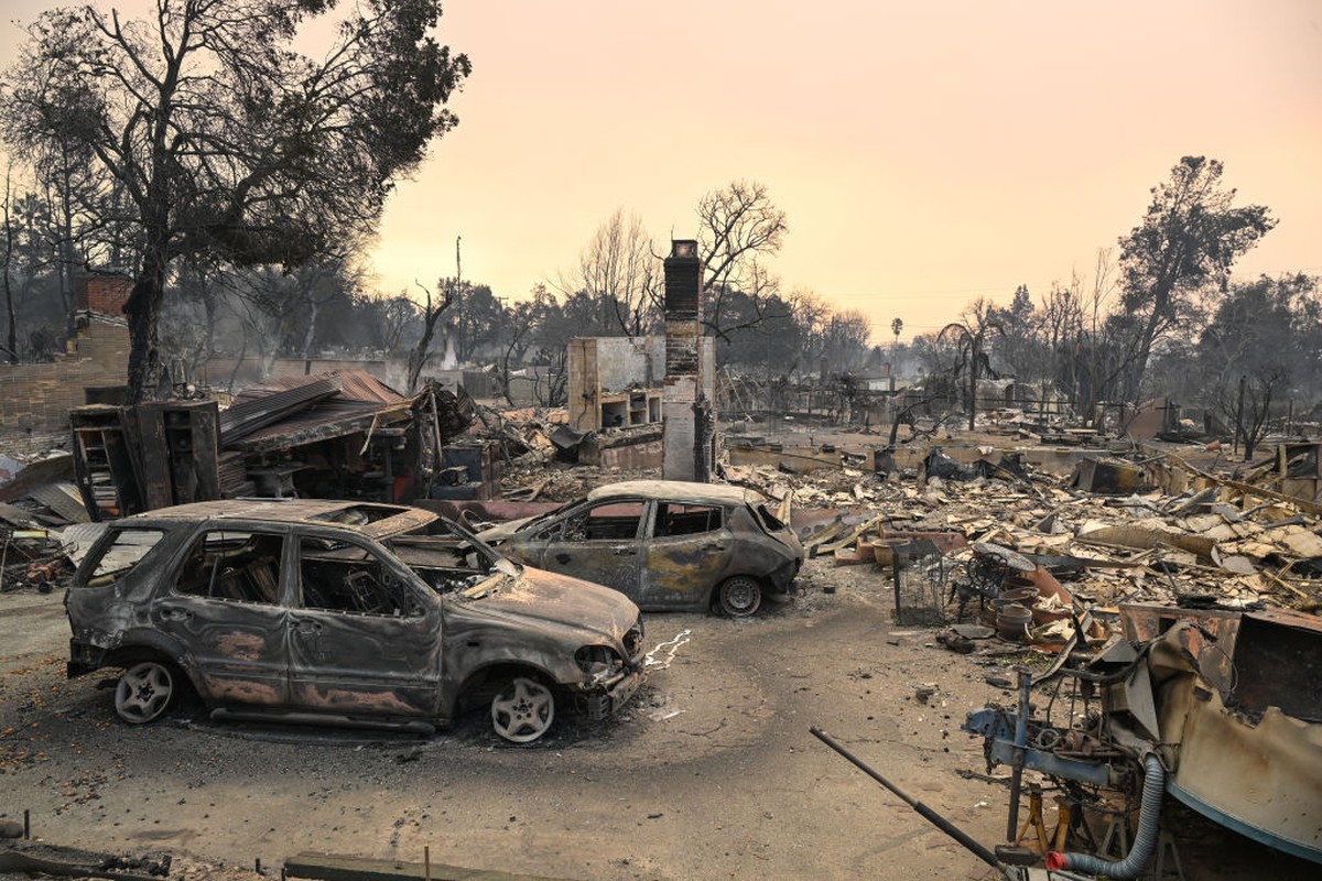 Incêndios florestais, enchentes, secas e tempestades causaram 17,2 mil ...