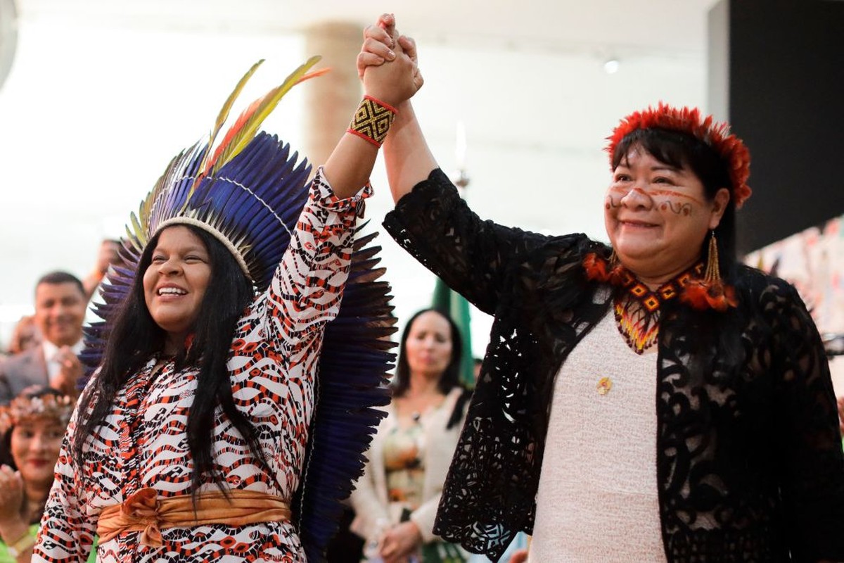 Presidenta da Funai toma posse prometendo reconstrução | Clima | Um só ...