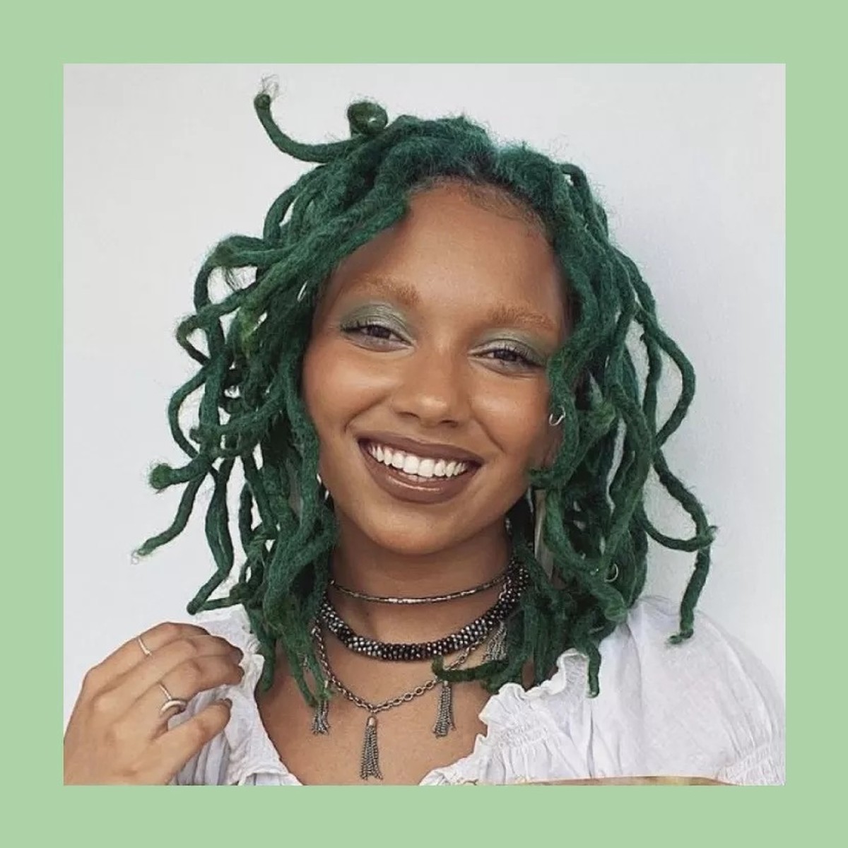 Go vegan: 12 influenciadoras brasileiras de beleza vegana para você ...