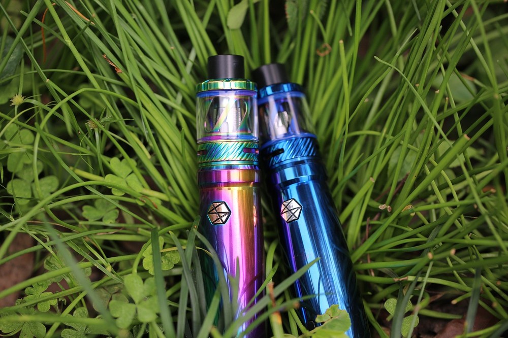 Vape agora só em refil? Reino Unido bane cigarro eletrônico de uso ...