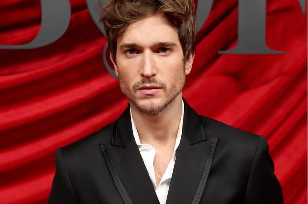 Airon Martin: "Não vou cumprir expectativa de gringo sobre moda nacional" | Cultura, Design e ...