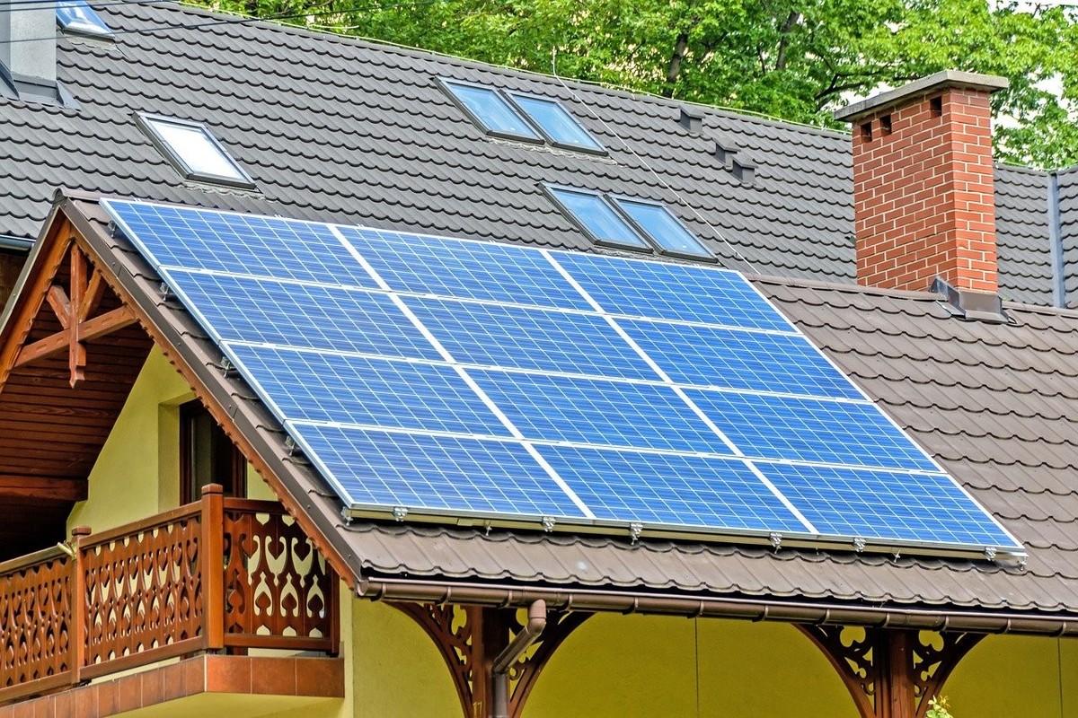 Painel solar funciona durante um apagão? Entenda o sistema de ...