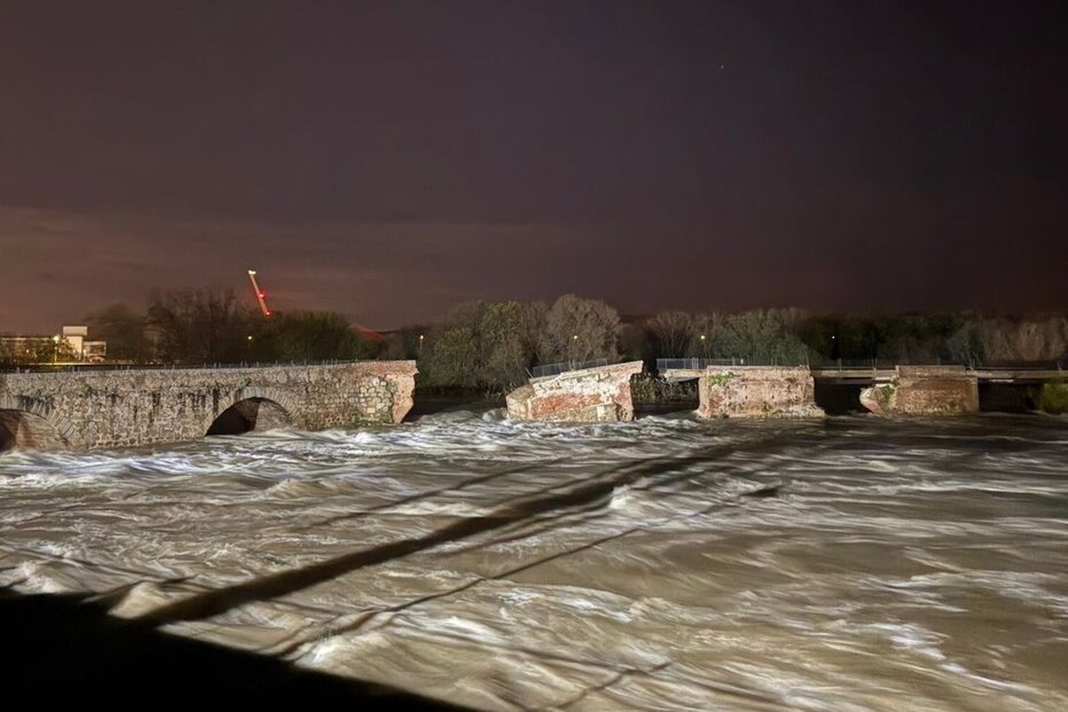 Ponte romana histórica na Espanha colapsa com inundações do Rio Tejo ...